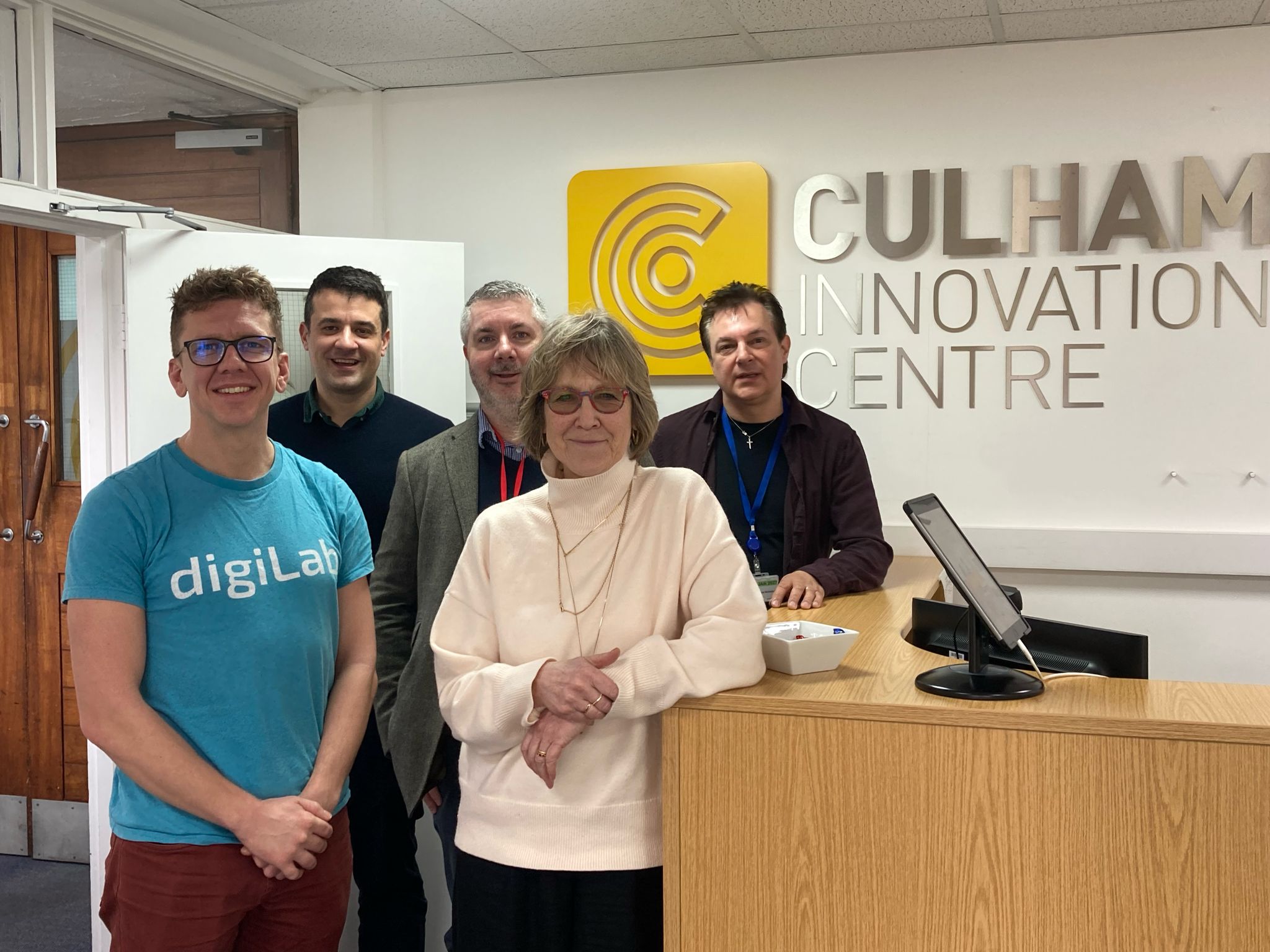 Bridging Innovation: Leading the AI Roundtable at Grassroots, Harwell ...